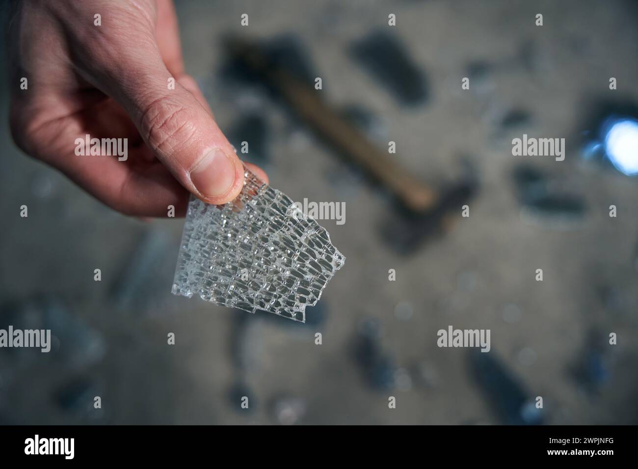 Triplex safety glass hi-res stock photography and images - Alamy