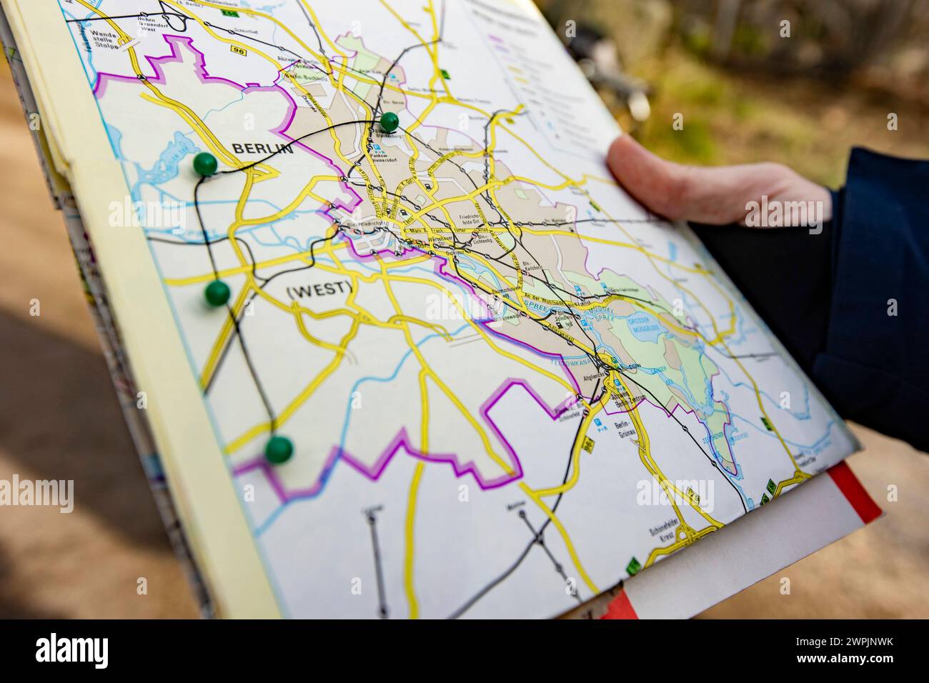 Gdr map hi-res stock photography and images - Alamy