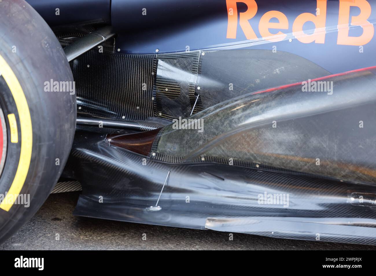 Red Bull Racing RB20, mechanical detail, A lower camber rear wing ...