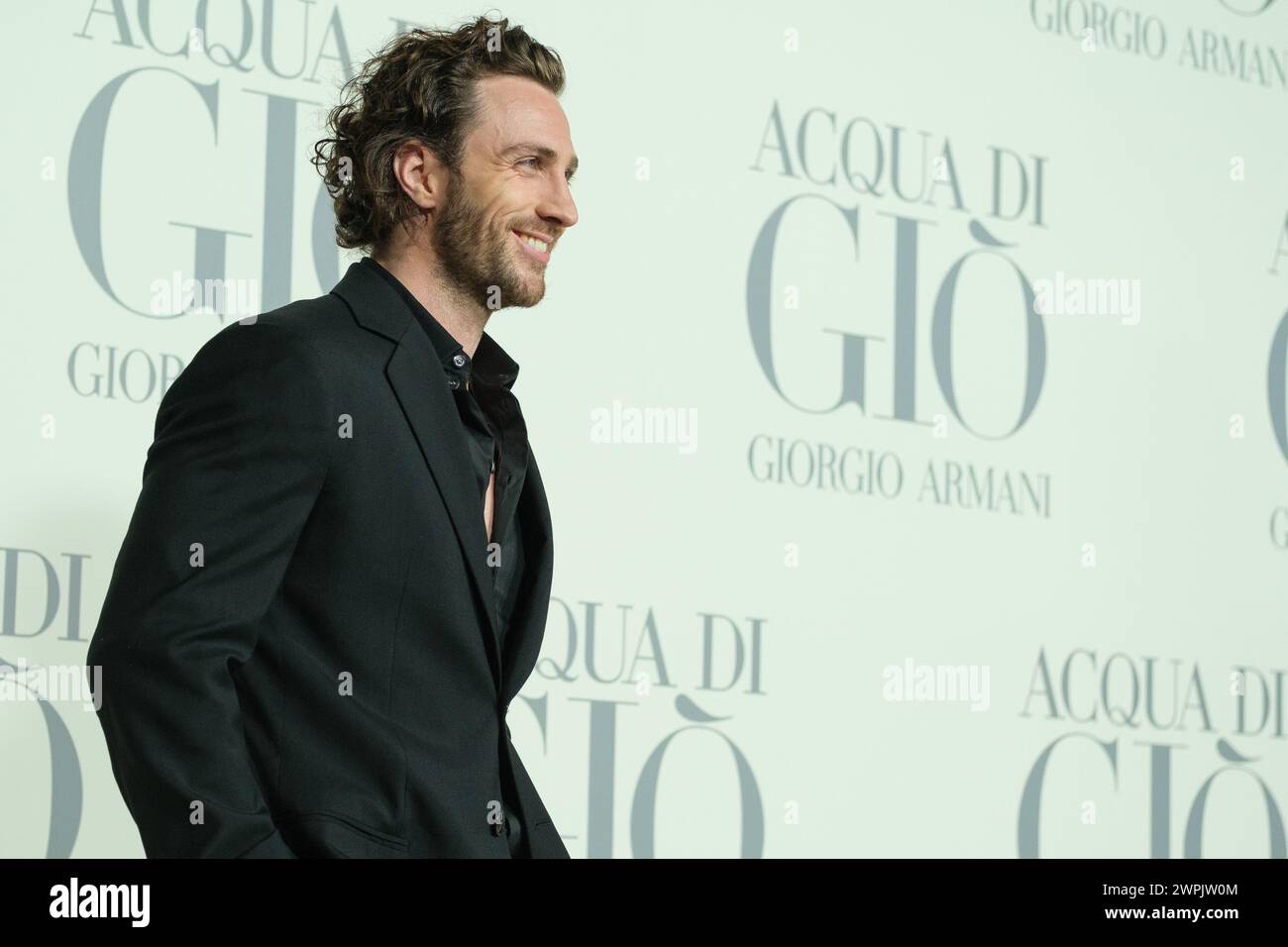 Aaron Taylor Johnson attends the Madrid photocall for "ACQUA DI GIO" By ...