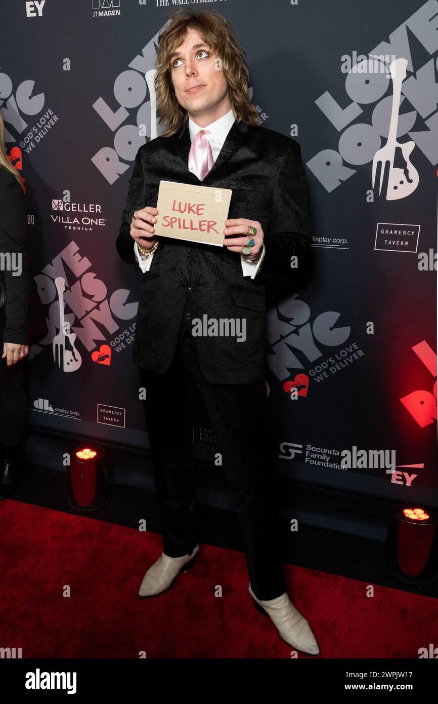 New York, USA. 07th Mar, 2024. Luke Spiller arrives on the red carpet ...