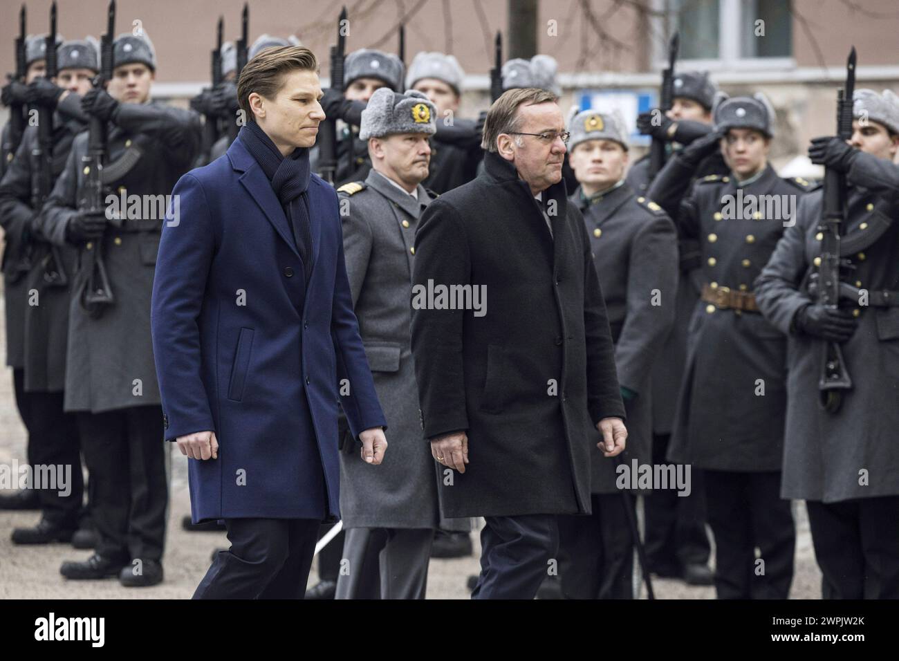 Finnish Defense Minister Antti Häkkänen, left, and his German ...