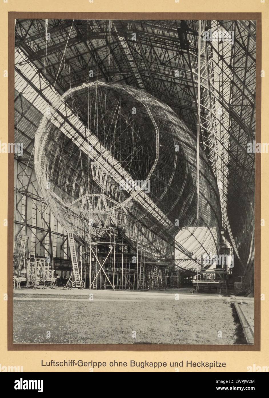 Ship cargo hydrogen hi-res stock photography and images - Alamy