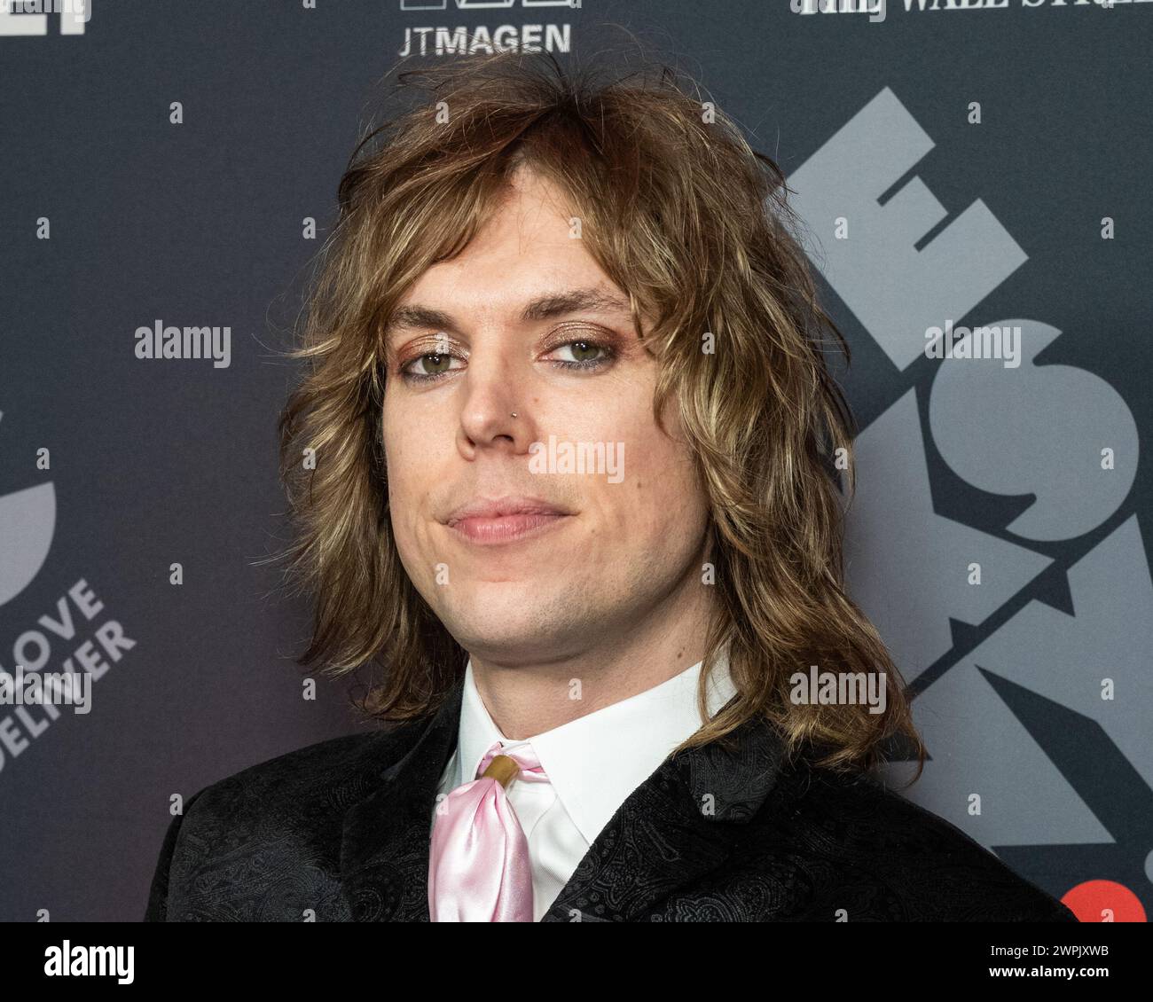 New York, USA. 07th Mar, 2024. Luke Spiller arrives on the red carpet ...