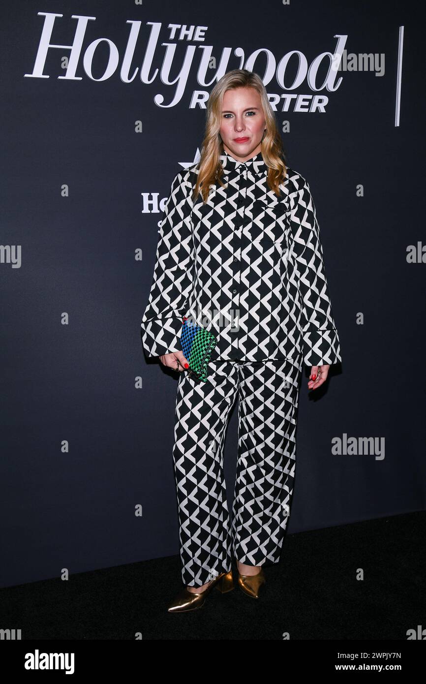Los Angeles, USA. 07th Mar, 2024. Sara Coates walking on the red carpet ...
