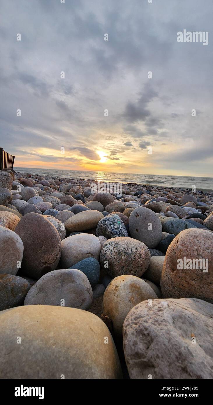 Multiple stones hi-res stock photography and images - Alamy