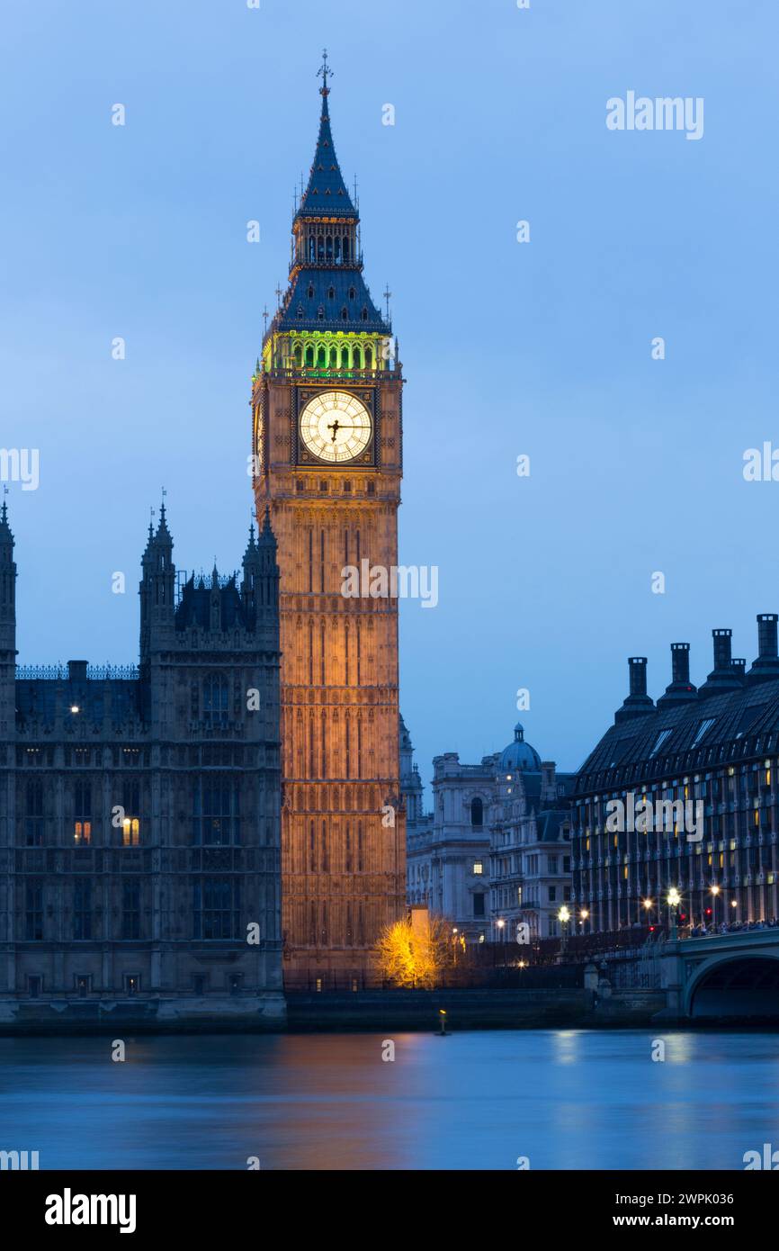 UK, London, Big Ben clock tower, the river Thames and Westminster ...