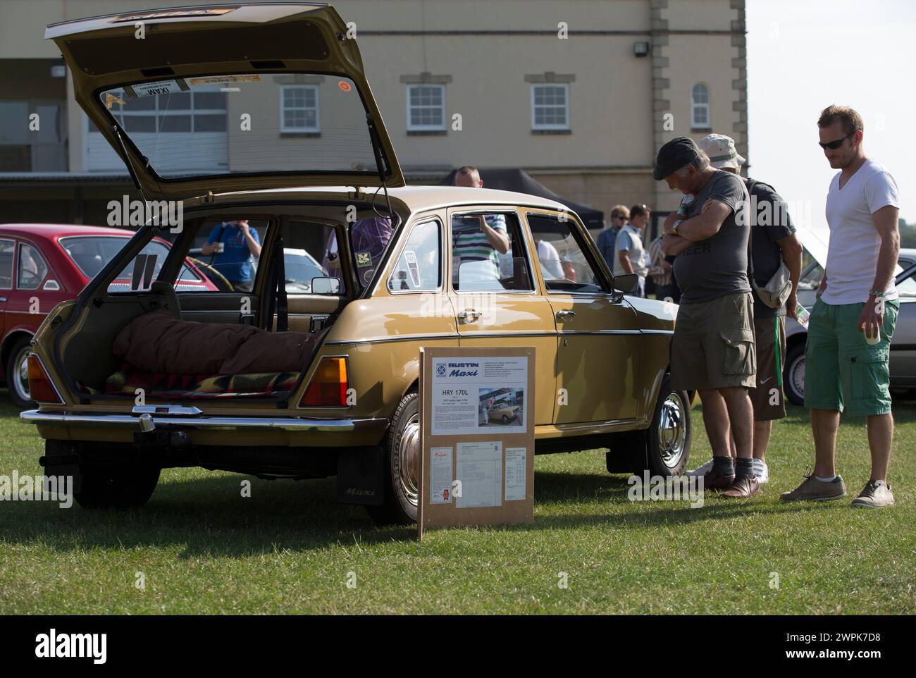 26/07/14 Austin Maxi. Princess Diana's Mini Metro was the star of the ...