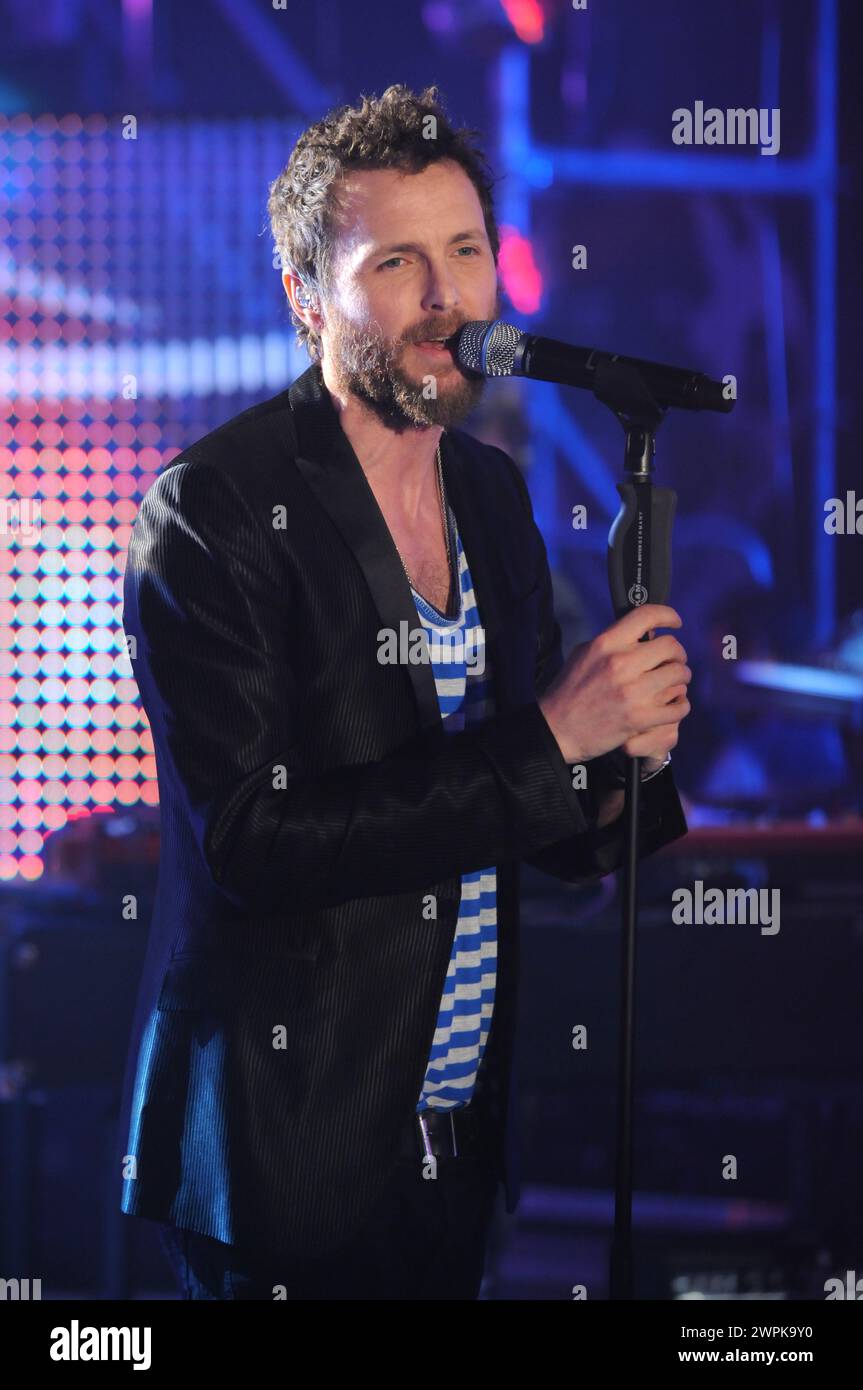 Milan Italy 01/06/2008: Jovanotti,Italian singer, during the television ...