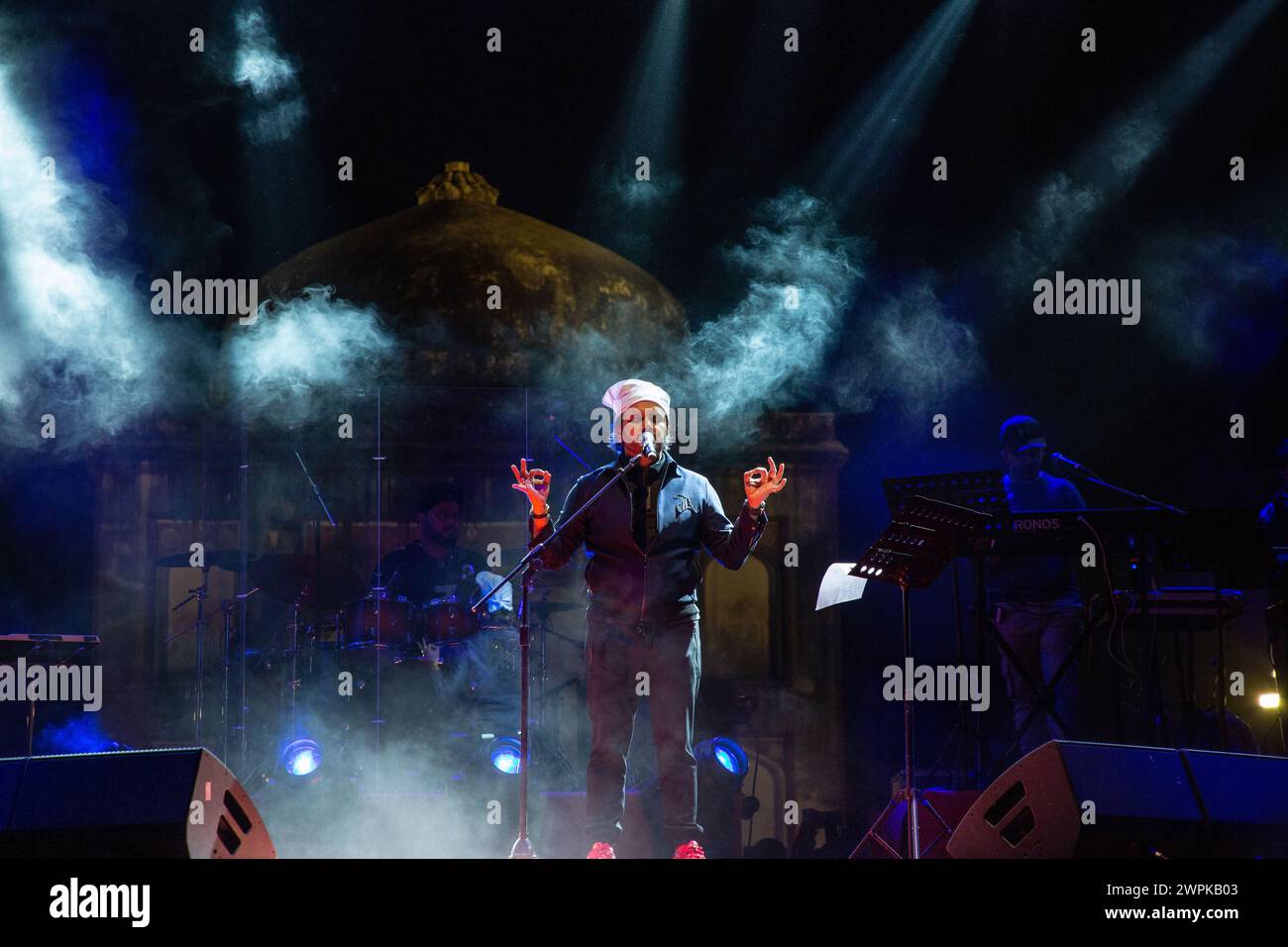 Singer javed ali hi-res stock photography and images - Alamy