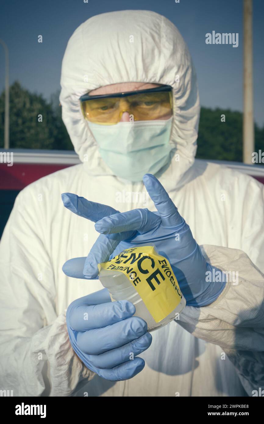 Crime scene investigation - collecting of evidences of soil samples on ...