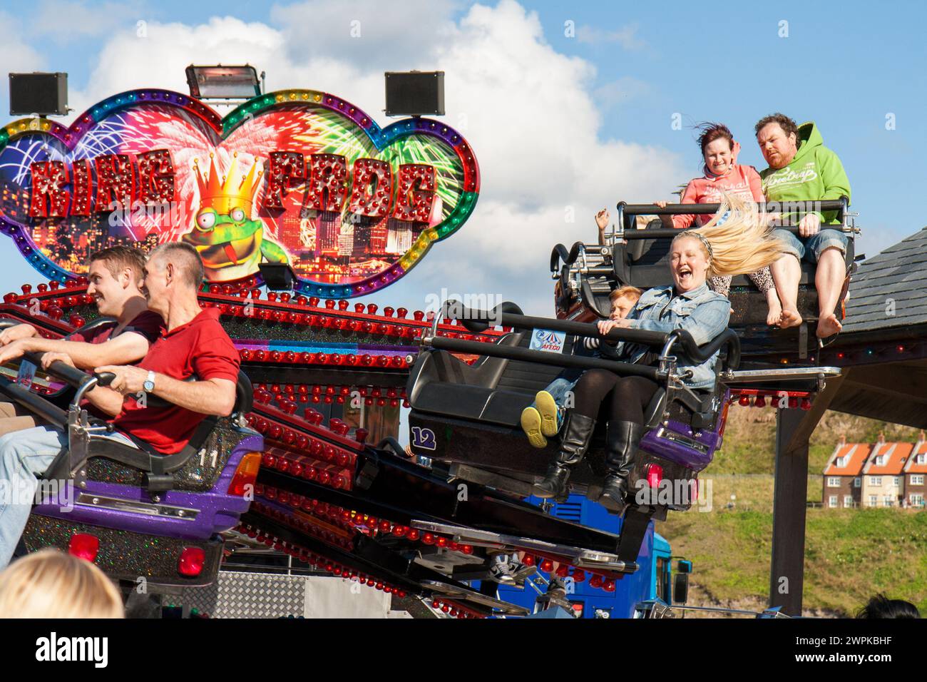 Fairground folk hi-res stock photography and images - Alamy