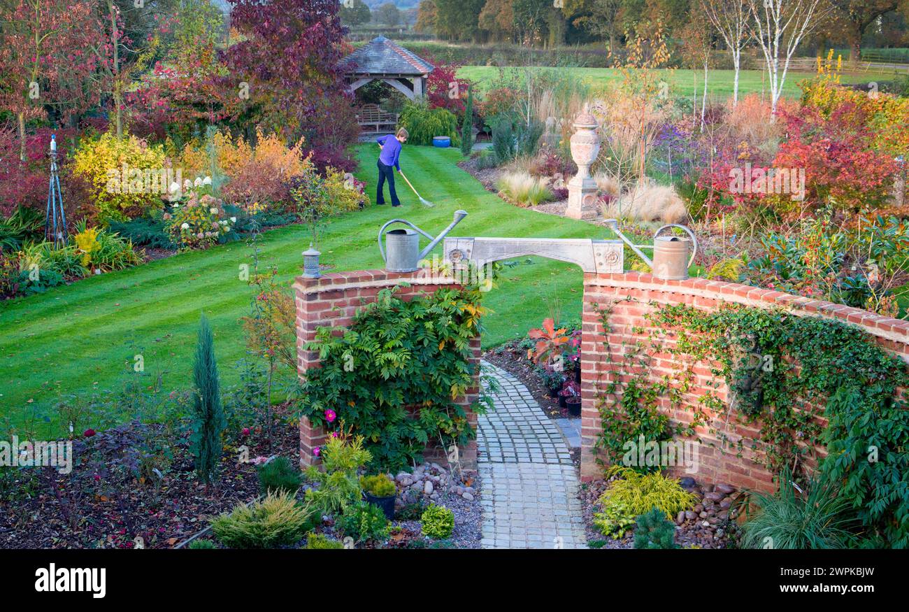 06/11/14 Michele Blundell. How one coupleÕs labour of love has ...