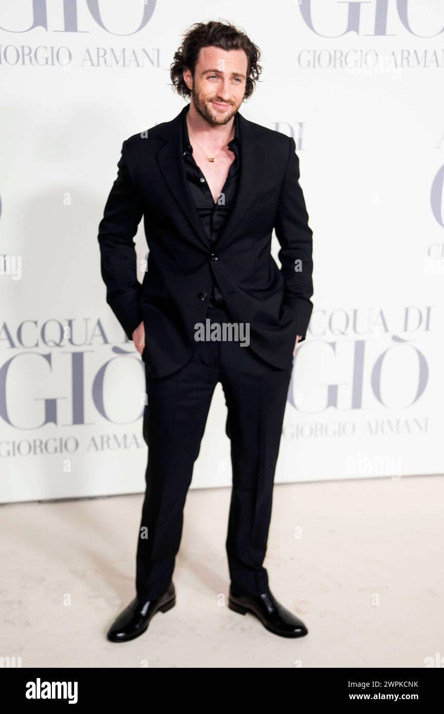 Aaron Taylor-Johnson beim Armani - Acqua di Gio Event im Matadero ...