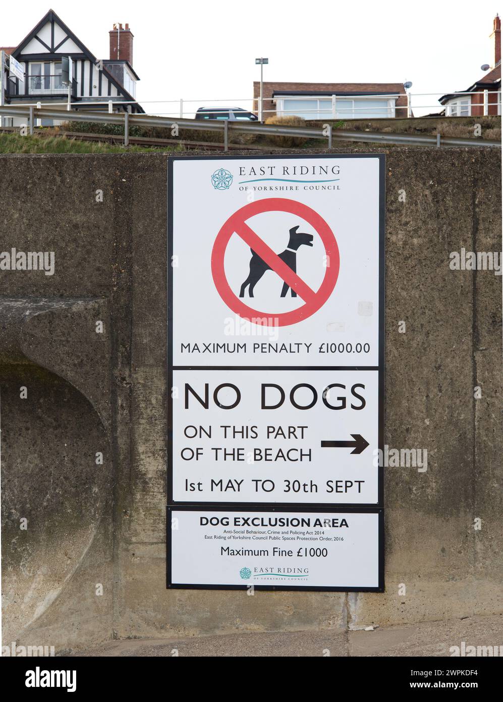 Dog exclusion area hi-res stock photography and images - Alamy