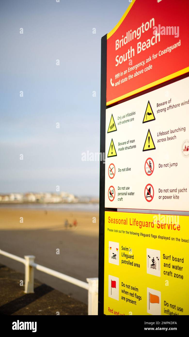 Uk safety signs beach hi-res stock photography and images - Alamy