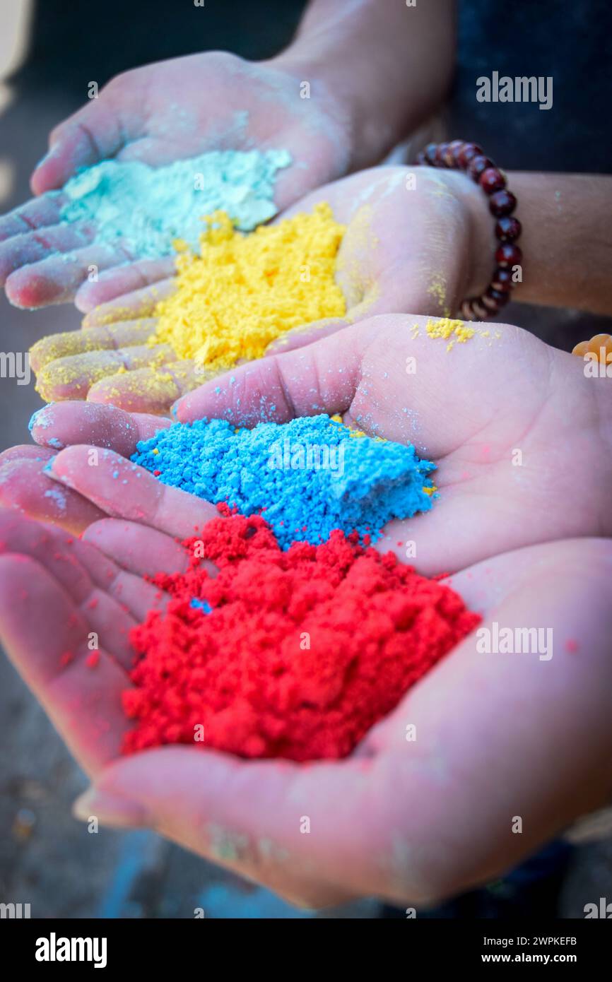 Powder paint hi-res stock photography and images - Alamy
