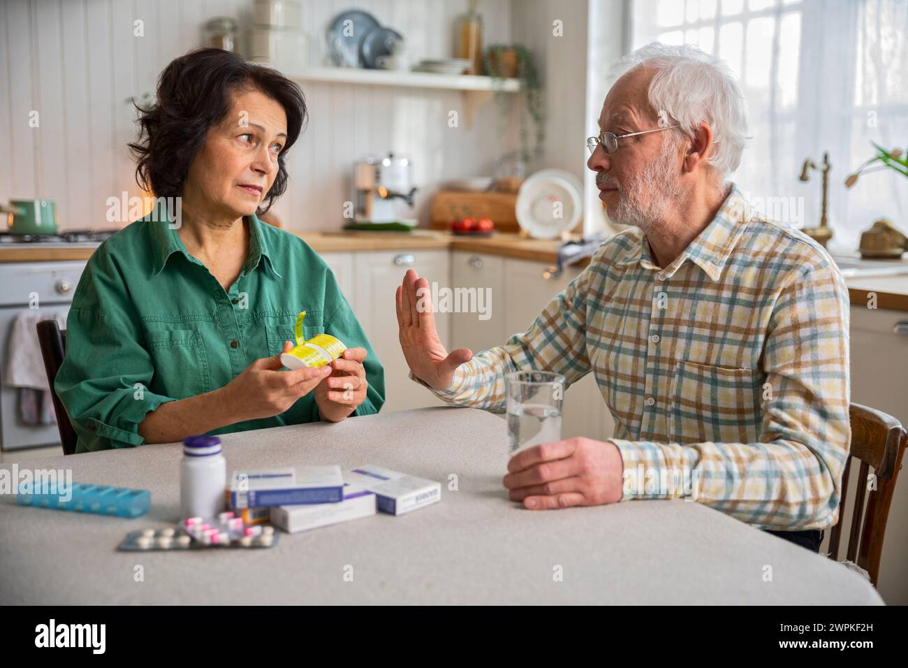 Woman reject man hi-res stock photography and images - Alamy