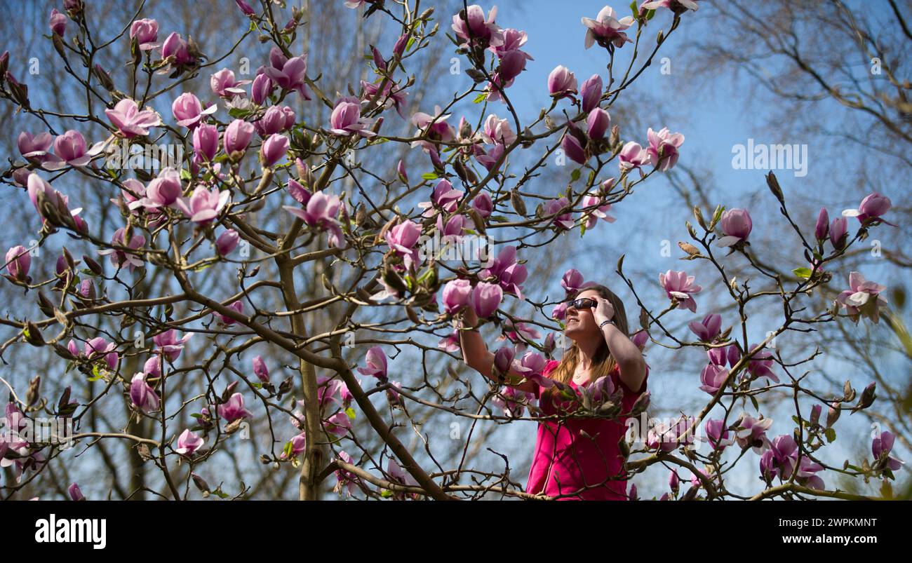 14/04/15 Ahead of the hottest day of the year, Lucie Bell marvels at ...