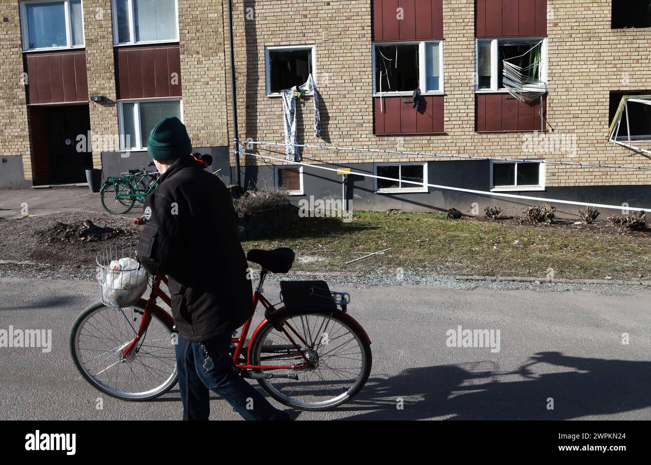 An explosion occurred on the night of Thursday in an apartment building ...