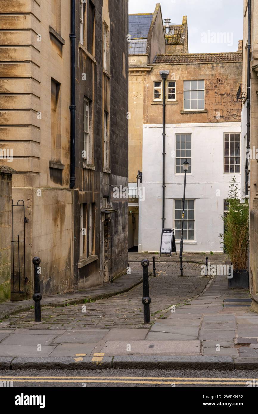 Quiet side street in Bath, Somerset, UK Stock Photo - Alamy