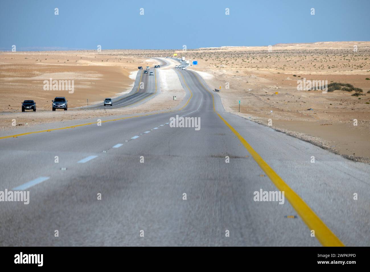 Road trough the desert Riyadh-Mecca highway in Saudi Arabia Stock Photo ...