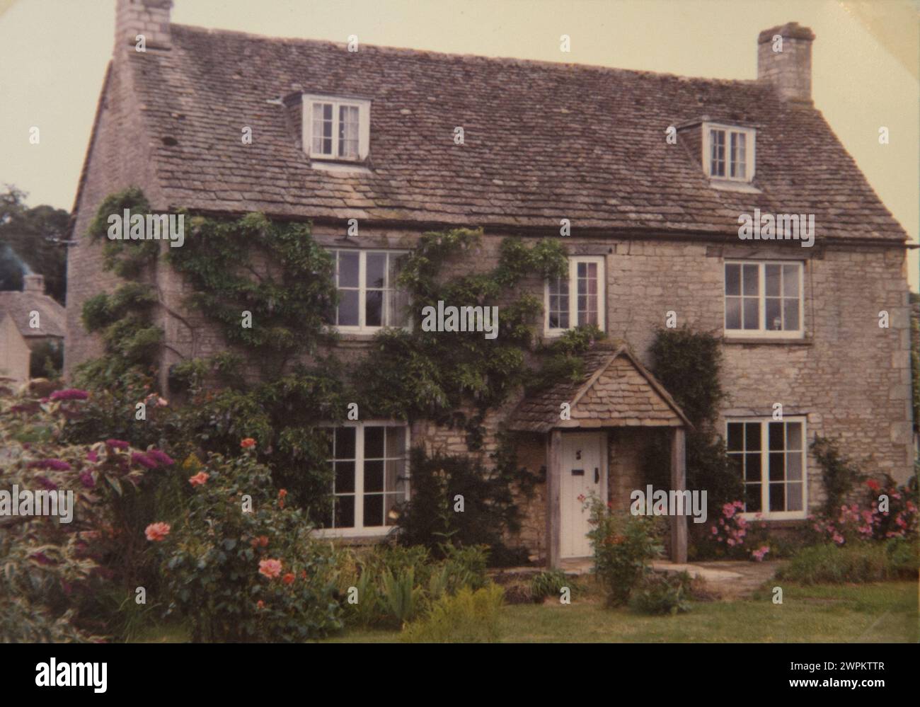 31/05/15 Collect photo showing the house in 1985 - the wisteria is now ...