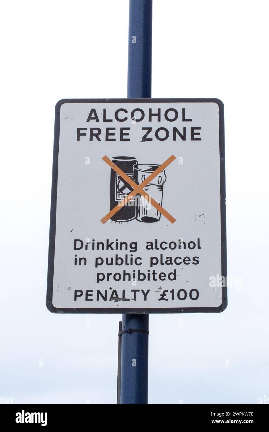 Alcohol free zone uk hi-res stock photography and images - Alamy