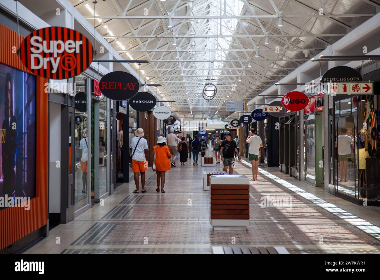 V&A Waterfront Shopping Centre in cape Town, South Africa Stock Photo ...