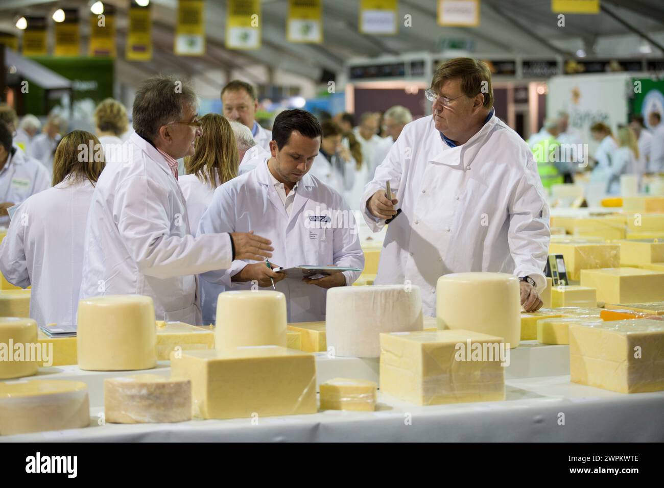 Food critic hi-res stock photography and images - Alamy