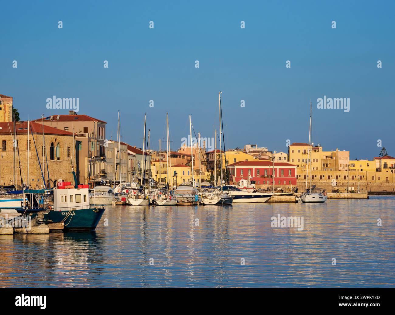 Old Town Marina at sunrise, City of Chania, Crete, Greek Islands ...