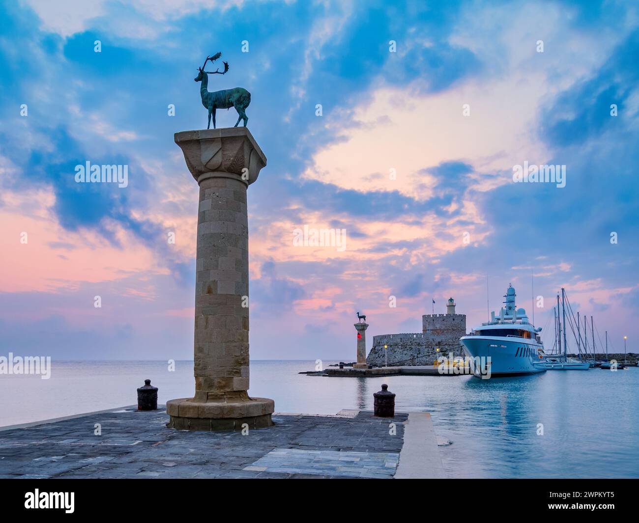 Deer and Doe on columns at the entrance to Mandraki Harbour, former ...