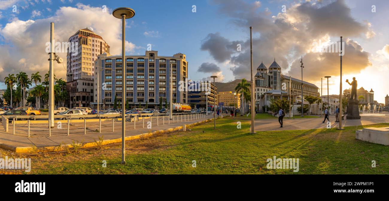 View of statue in Caudan Waterfront in Port Louis, Port Louis ...
