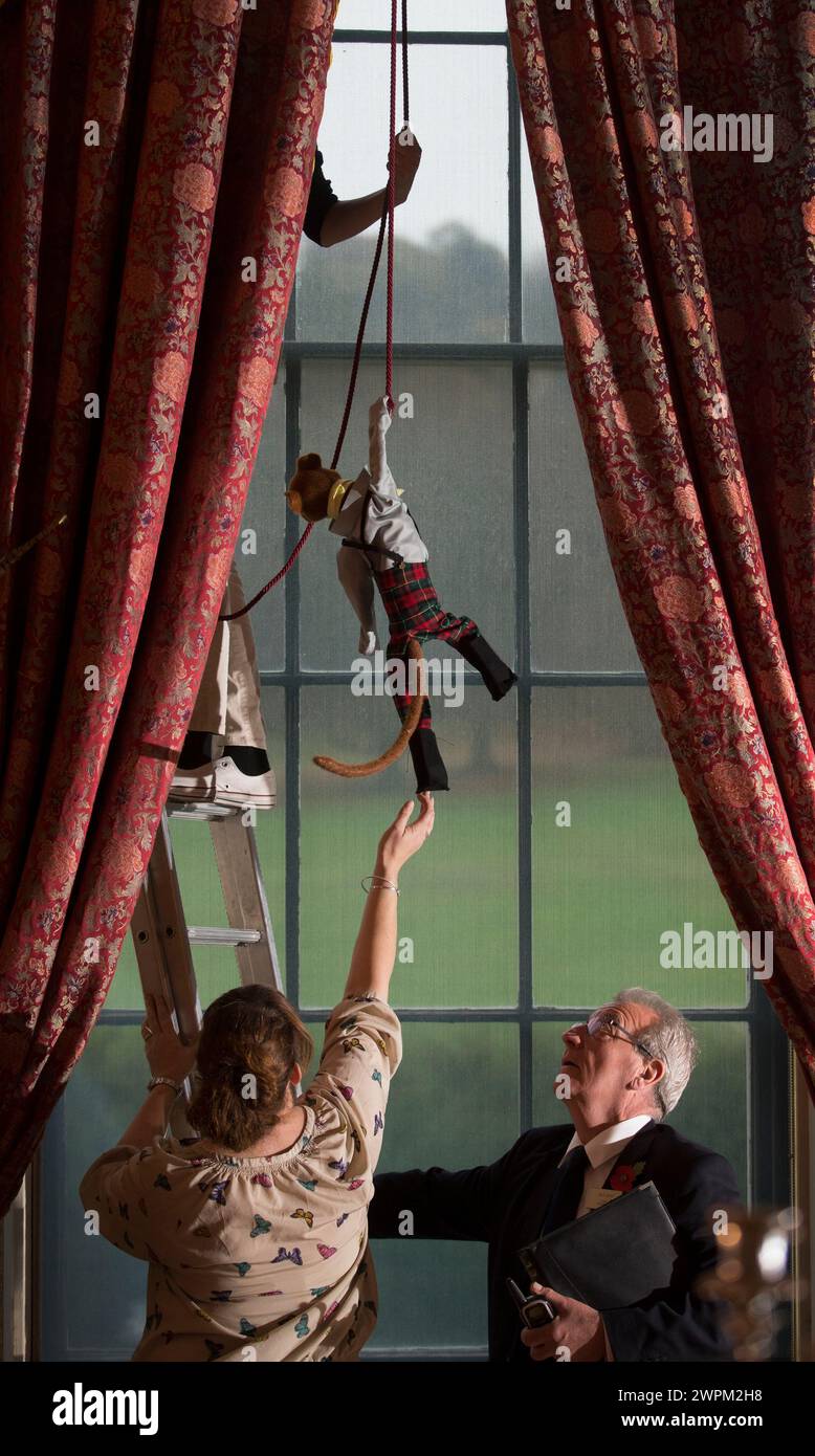 06/11/15 The weasels take over the dinning room in 'Toad Hall ...