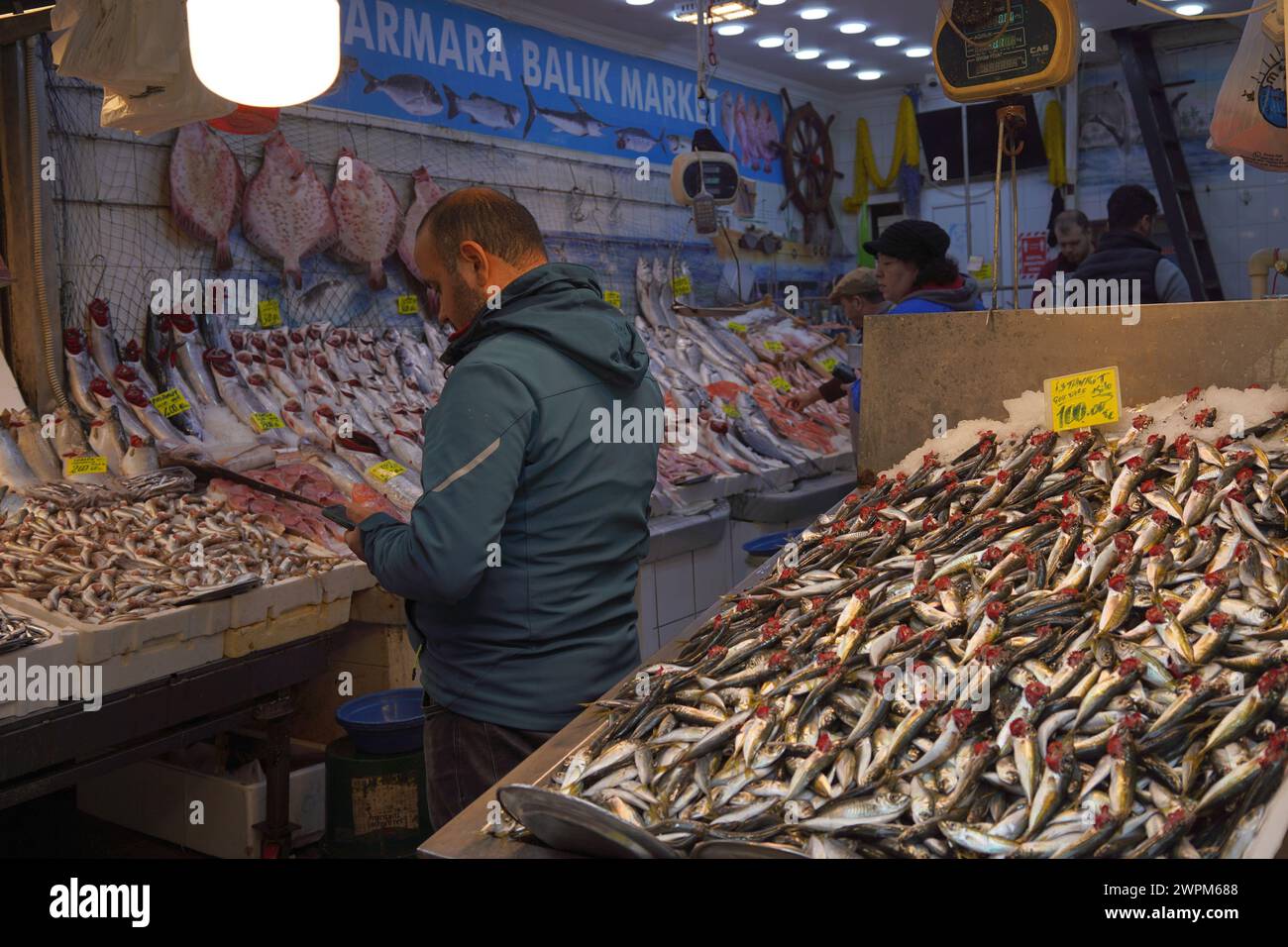 Market stall selling freshly caught fish from the Bosphorus, in ...