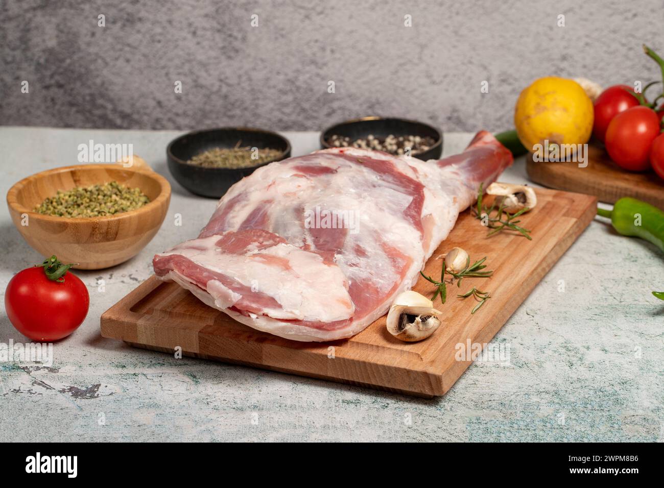 Whole animal butcher hi-res stock photography and images - Alamy