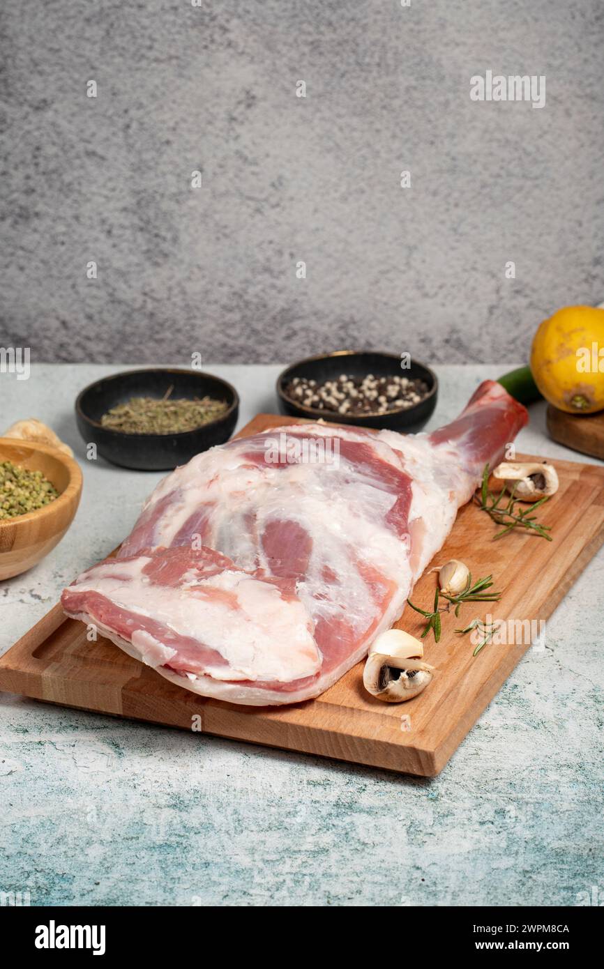Bone sheep ground hi-res stock photography and images - Alamy