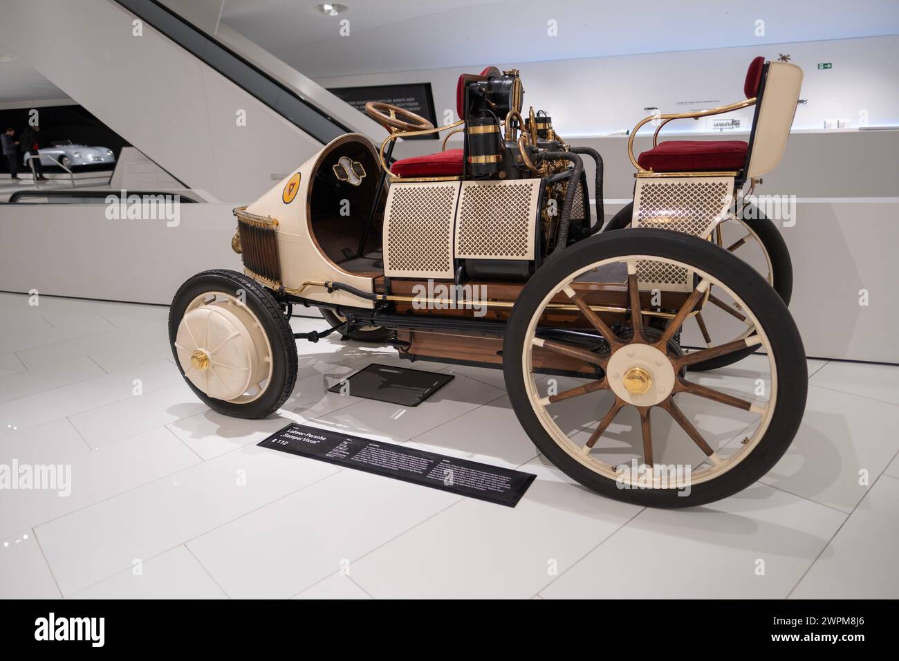 vintage Porsche Semper Vivus 1900, classic electric car display Porsche ...