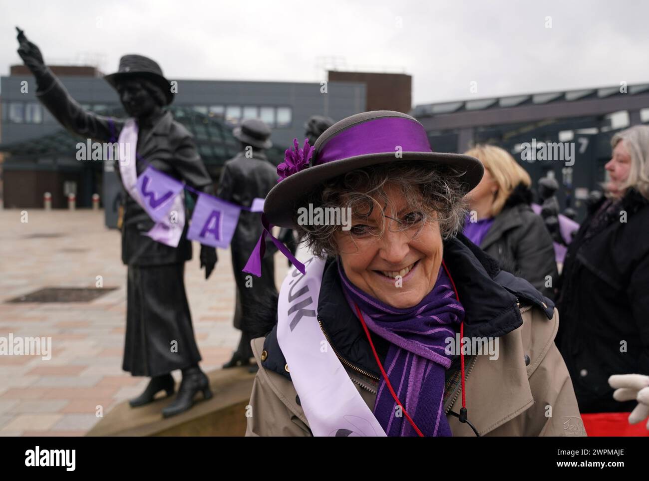 Mary barbour govan statue hi-res stock photography and images - Alamy