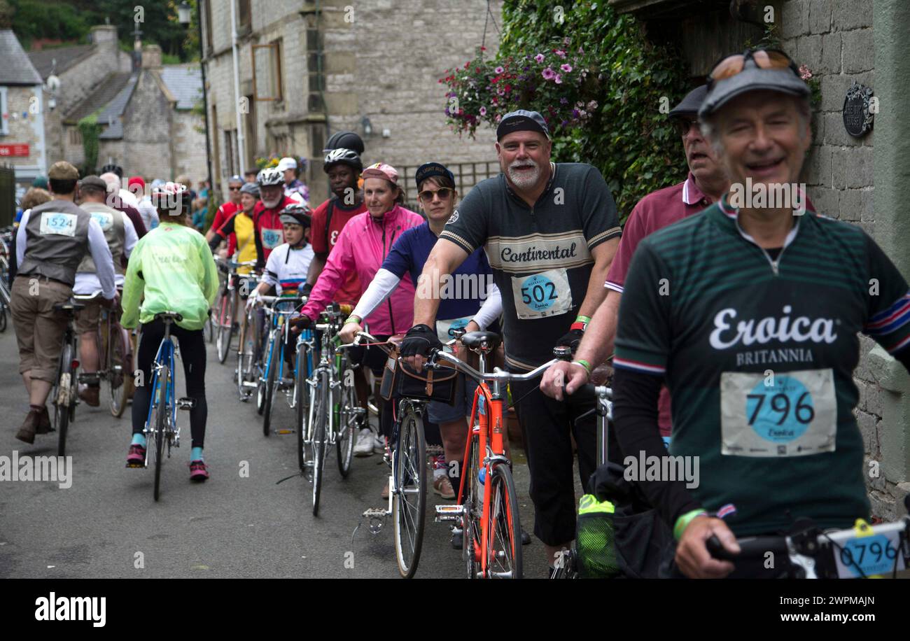 Vintage icycles hi-res stock photography and images - Alamy