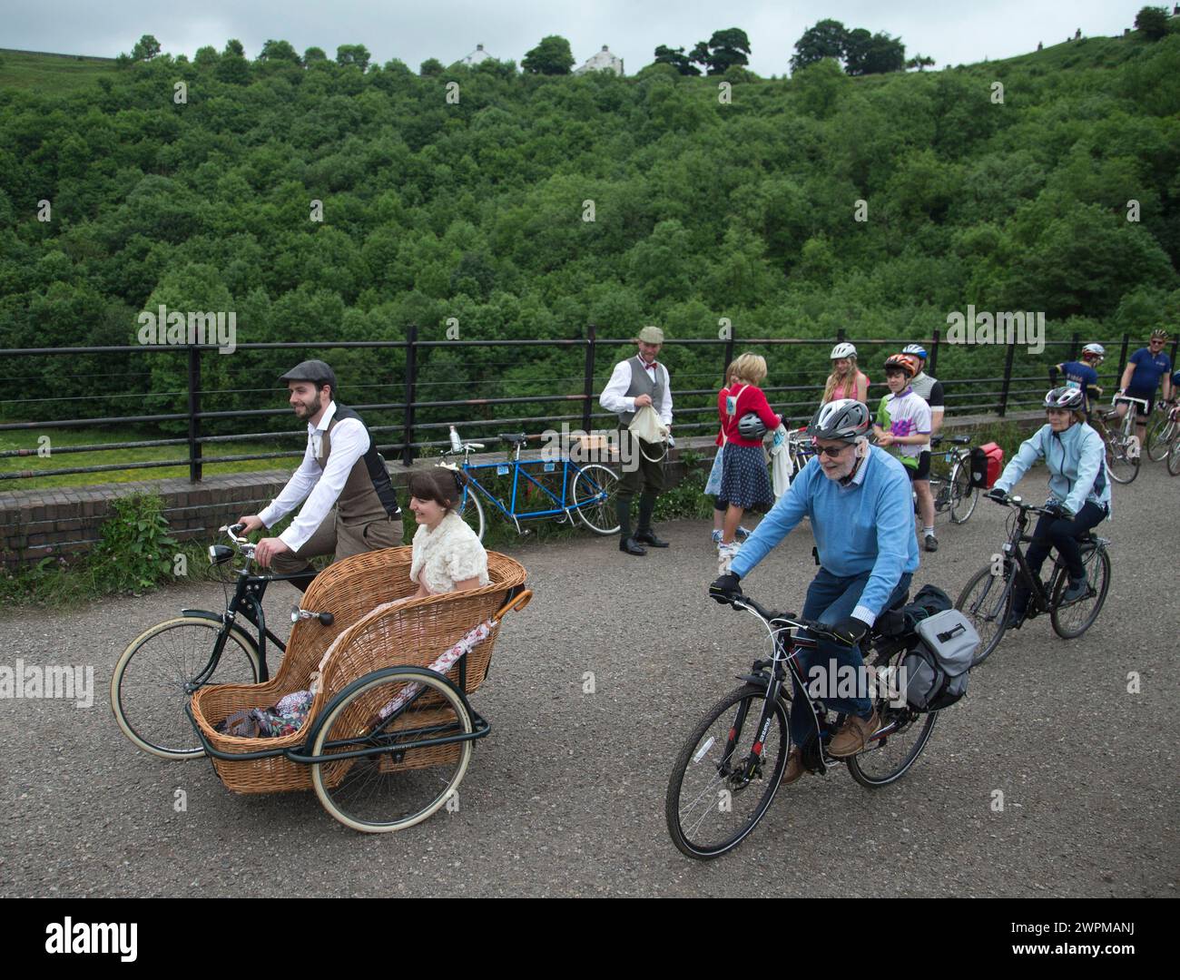 Vintage icycles hi-res stock photography and images - Alamy