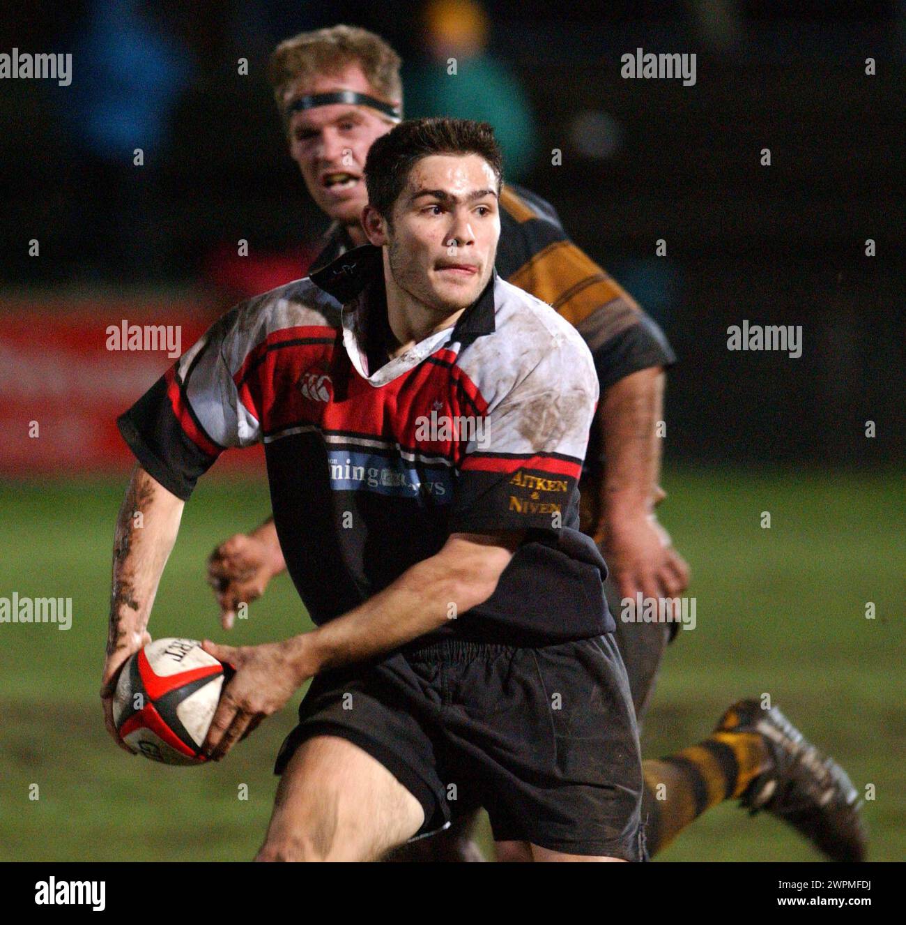 EDINBURGH V NEWPORT, 8/2/02. Edinburgh's Marcus di Rollo looks for ...