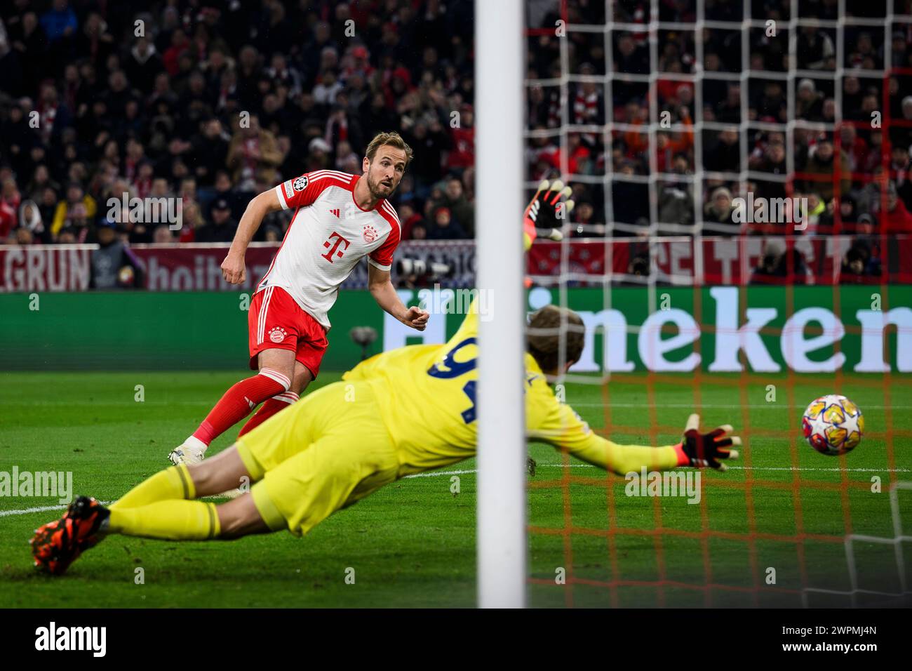 Munich, Germany. 5 March 2024. Harry Kane of FC Bayern Munchen scores a ...