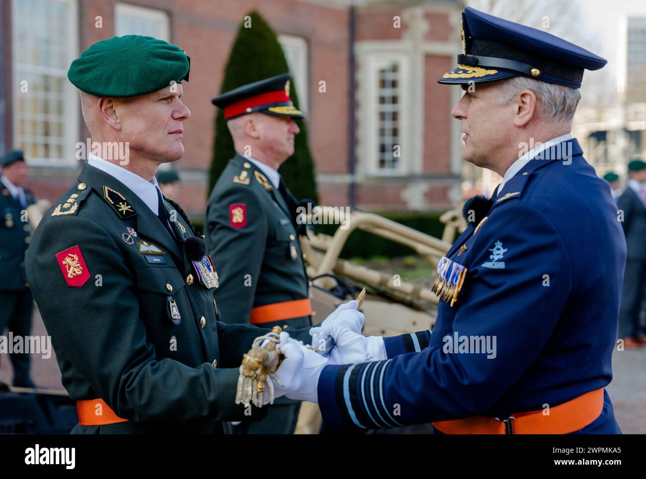 Landmachteenheden hi-res stock photography and images - Alamy