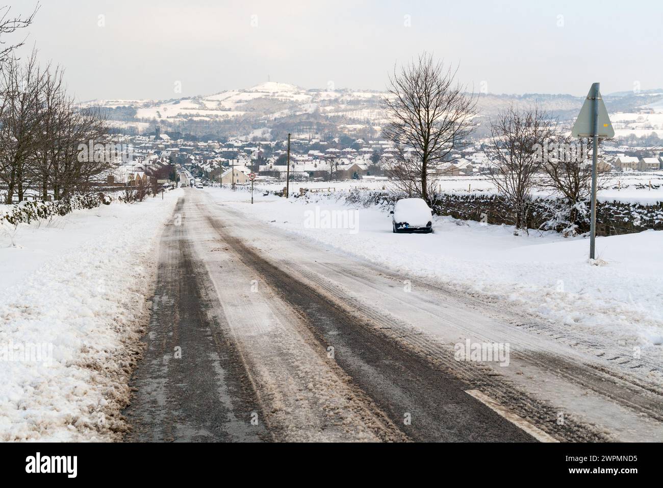 England yorkshire holmfirth winter hi-res stock photography and images ...