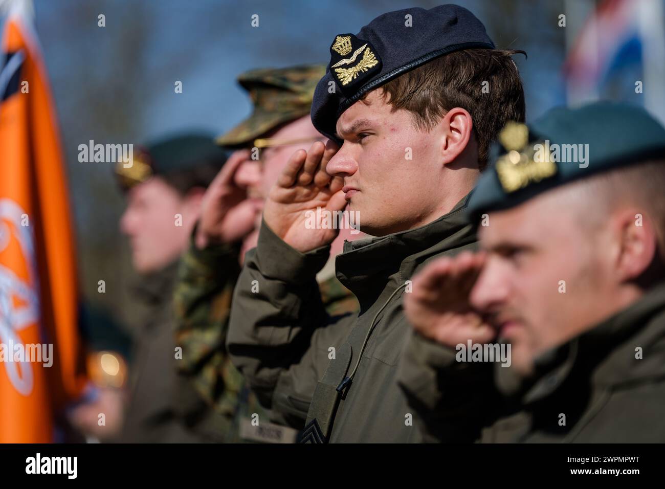 Royal netherlands army hi-res stock photography and images - Alamy