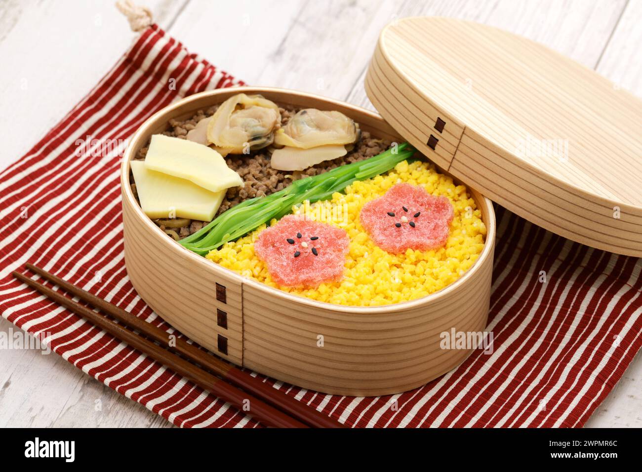 Bento bag hi-res stock photography and images - Alamy