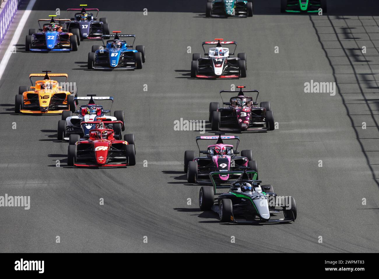 Start Of The Race Depart 28 Pin Doriane Fra Prema Racing Supported