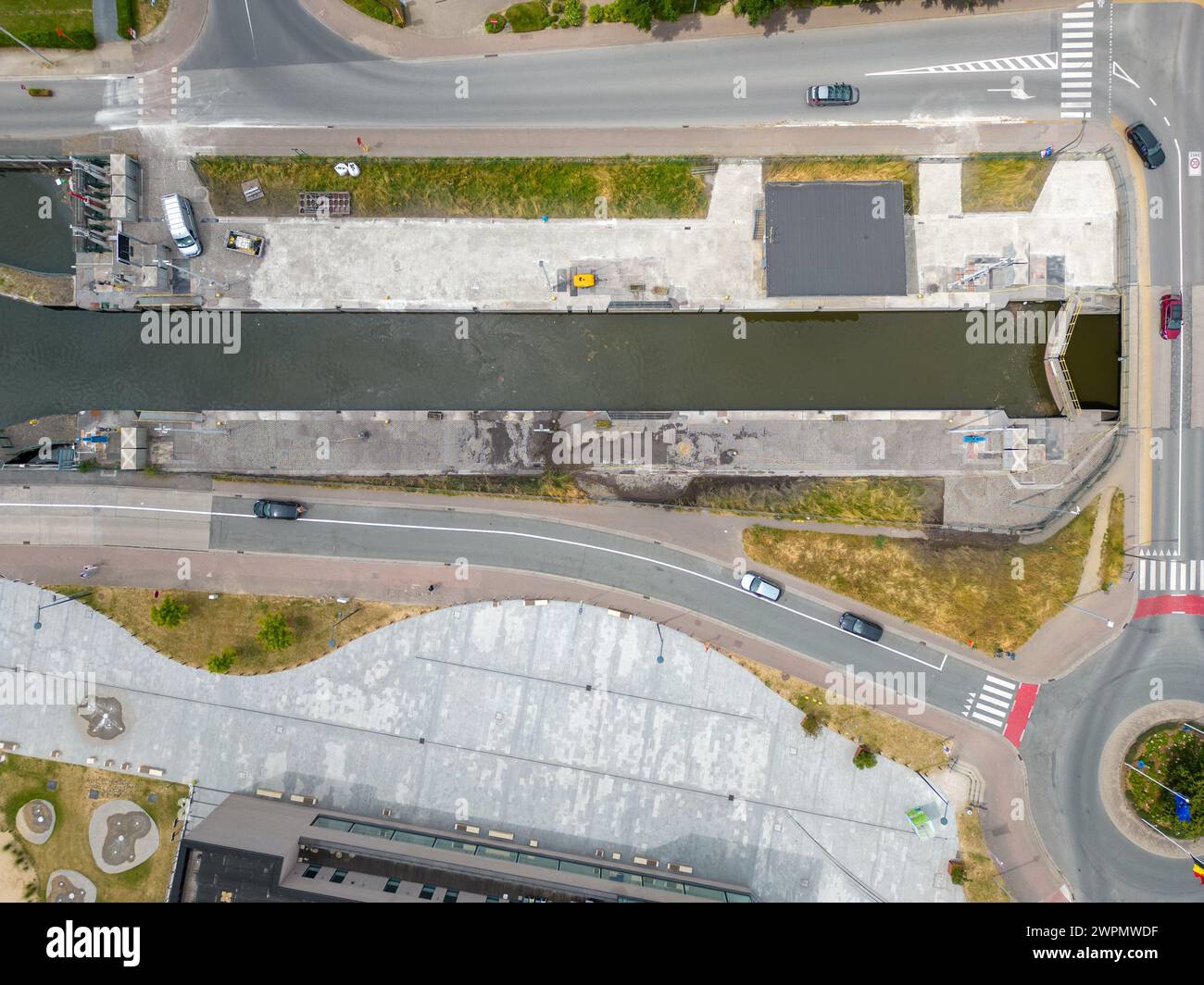 Different modes of transportation hi-res stock photography and images ...