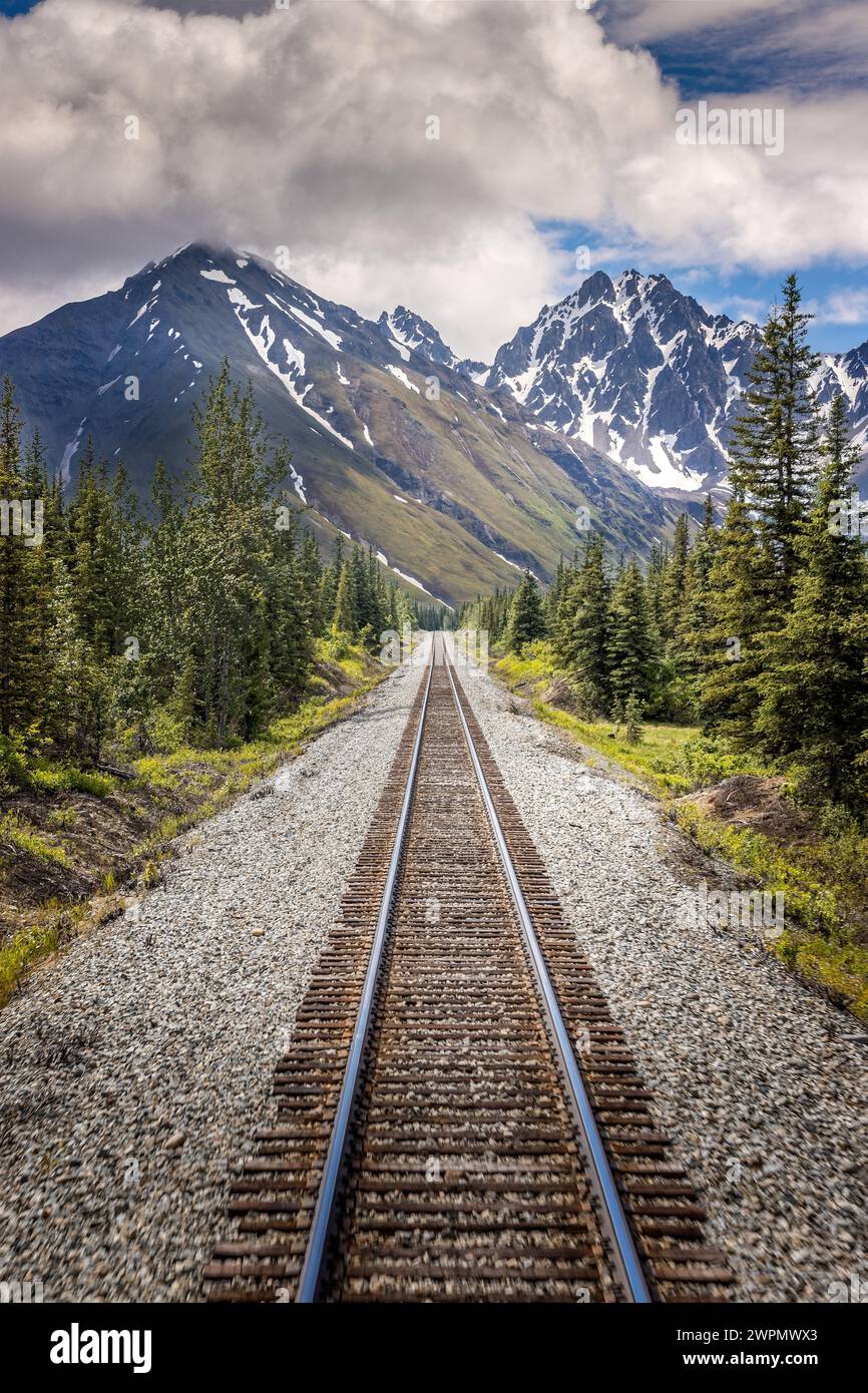 Railroad to Denali National Park, Alaska with impressive mountains ...